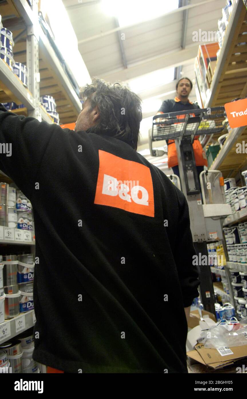B and q employees hi-res stock photography and images - Alamy