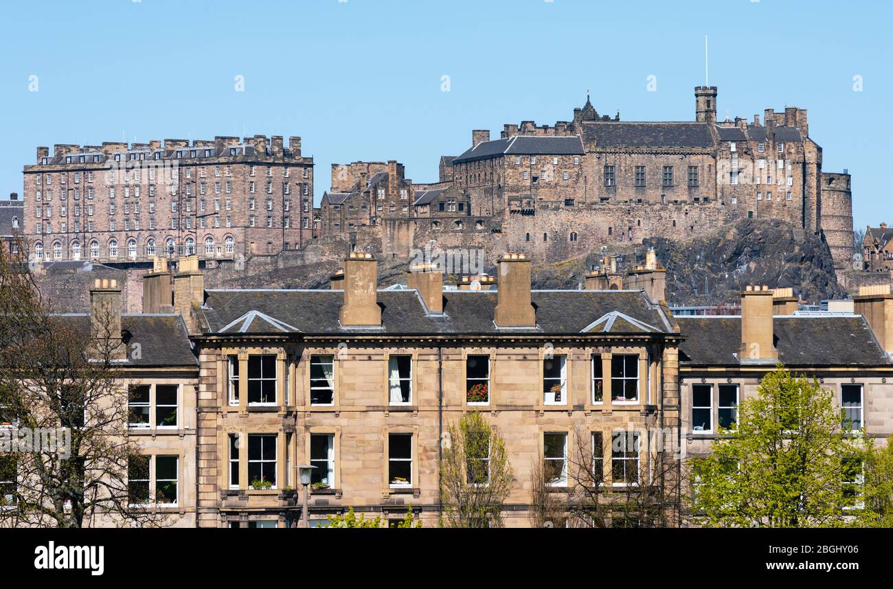 Traditional edinburgh tenement hi-res stock photography and images - Alamy