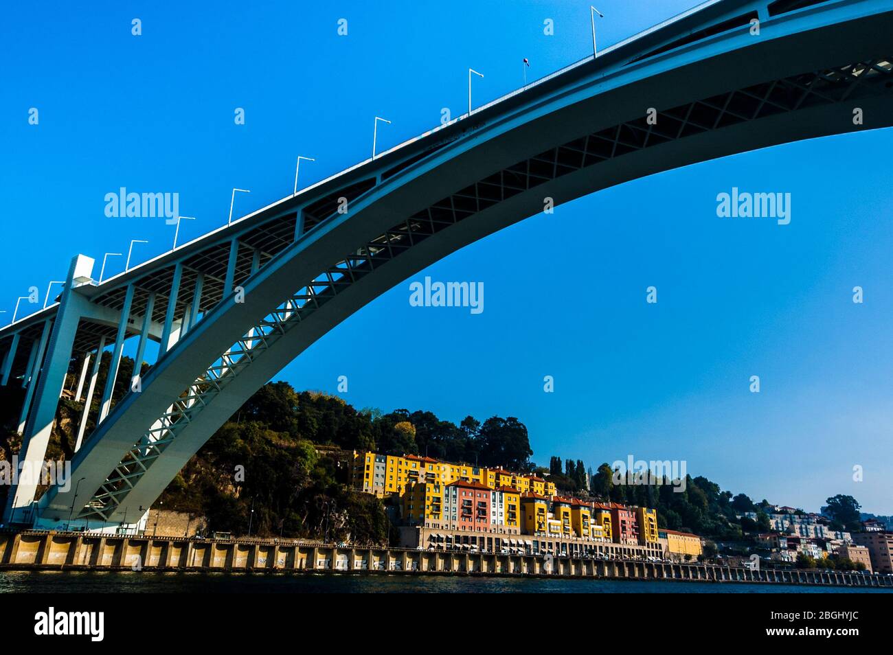 Oporto douro river arrabida bridge hi-res stock photography and images ...