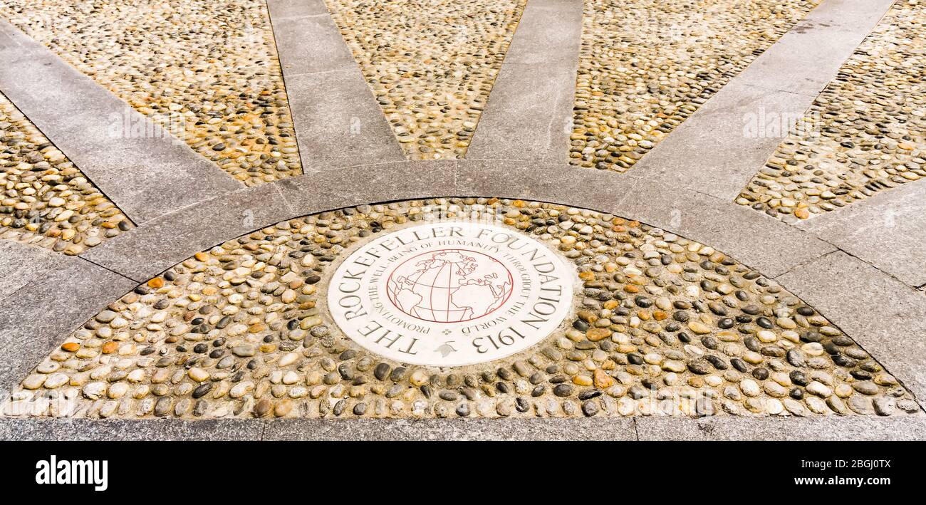 BELLAGIO, LAKE COMO, ITALY - JUNE 2019: Plaque on the ground at the ...