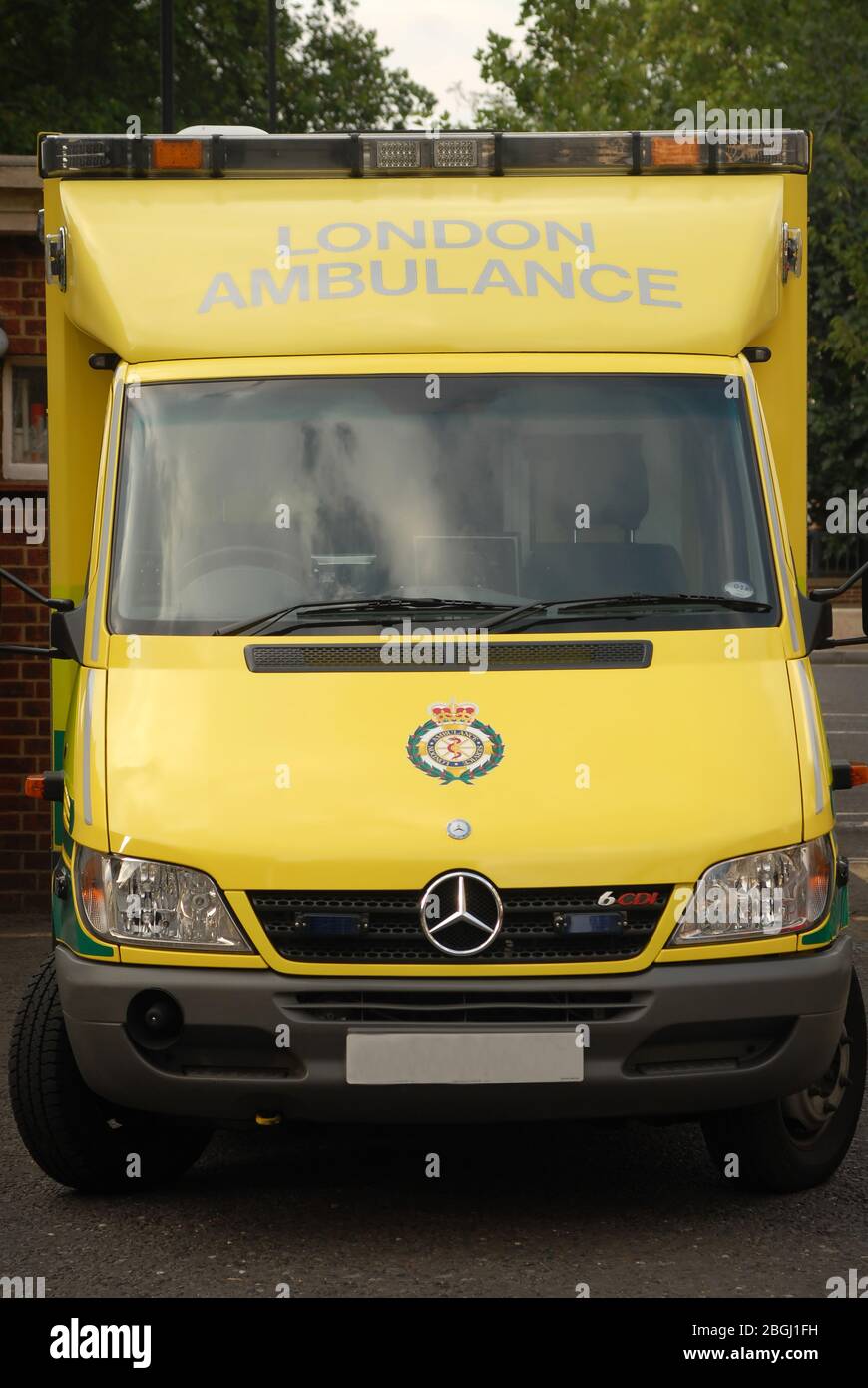 Front-end of a London Emergency Ambulance Stock Photo - Alamy