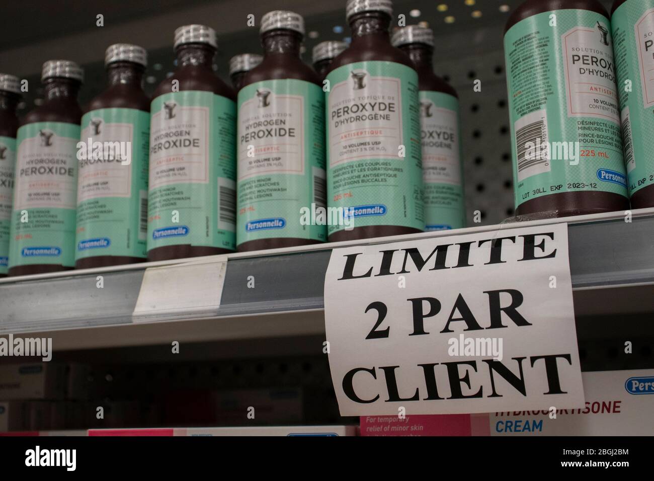 Hydrogen peroxide hi-res stock photography and images - Alamy