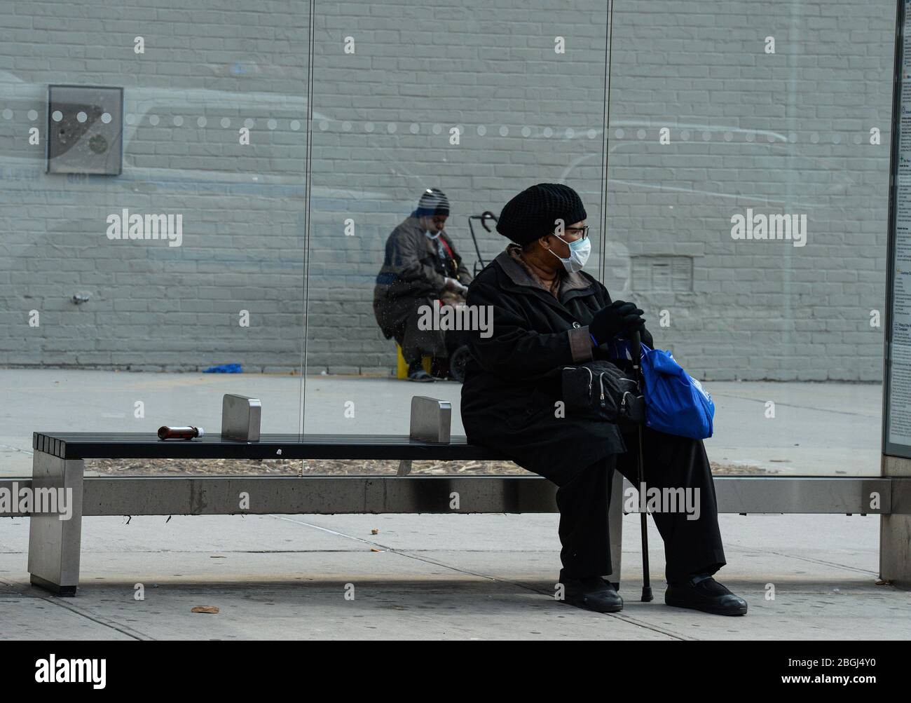 Harlem bus stop hi-res stock photography and images - Alamy