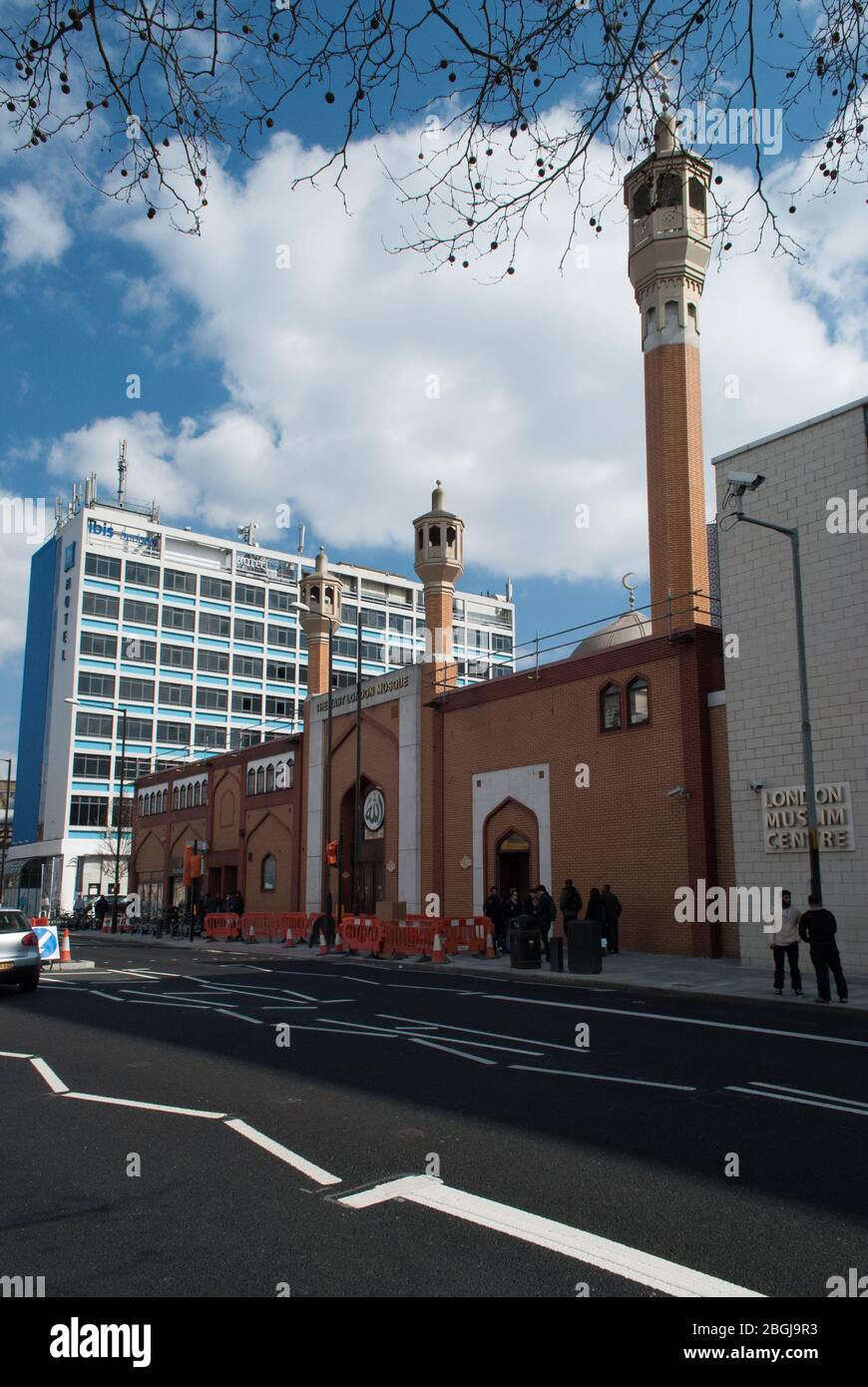 1980s Architecture Brickwork Facade Elevation 82 92 Whitechapel Road ...