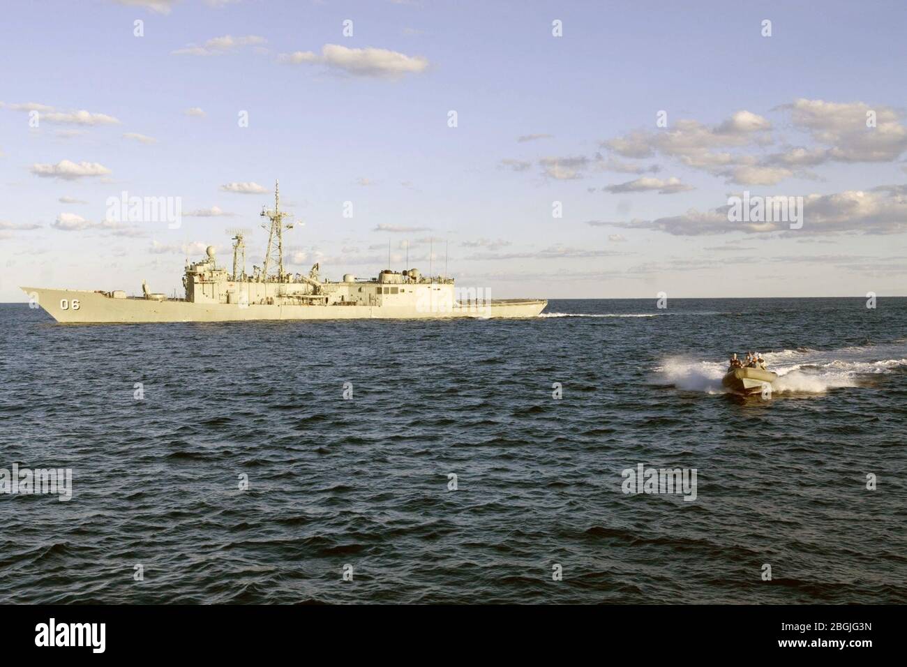 HMAS Newcastle (FFG-06 Stock Photo - Alamy