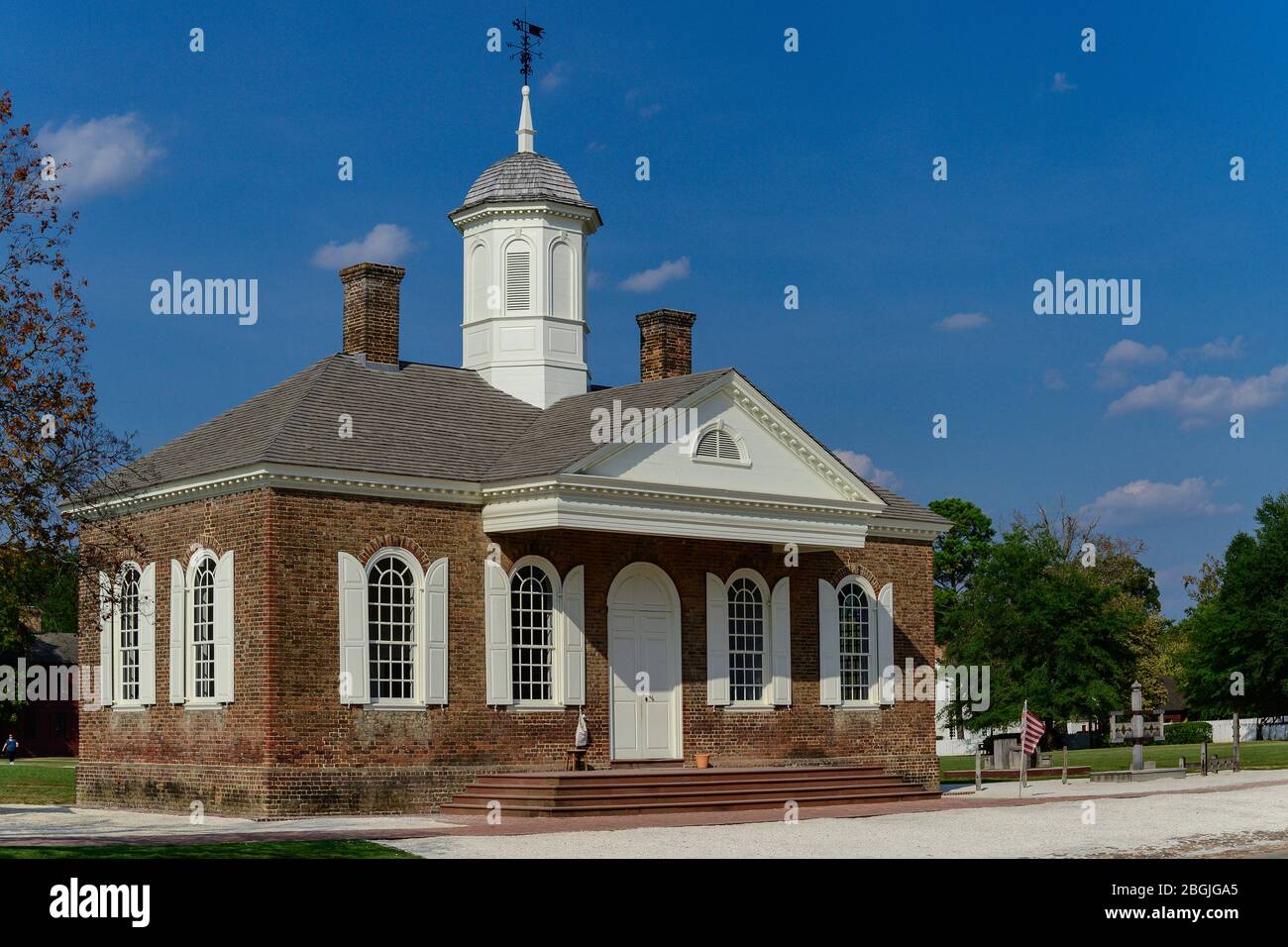 Colonial Williamsburg Courthouse Stock Photo - Alamy