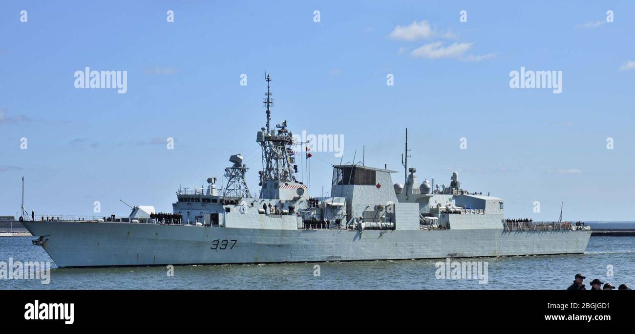Hmcs fredericton hi-res stock photography and images - Alamy