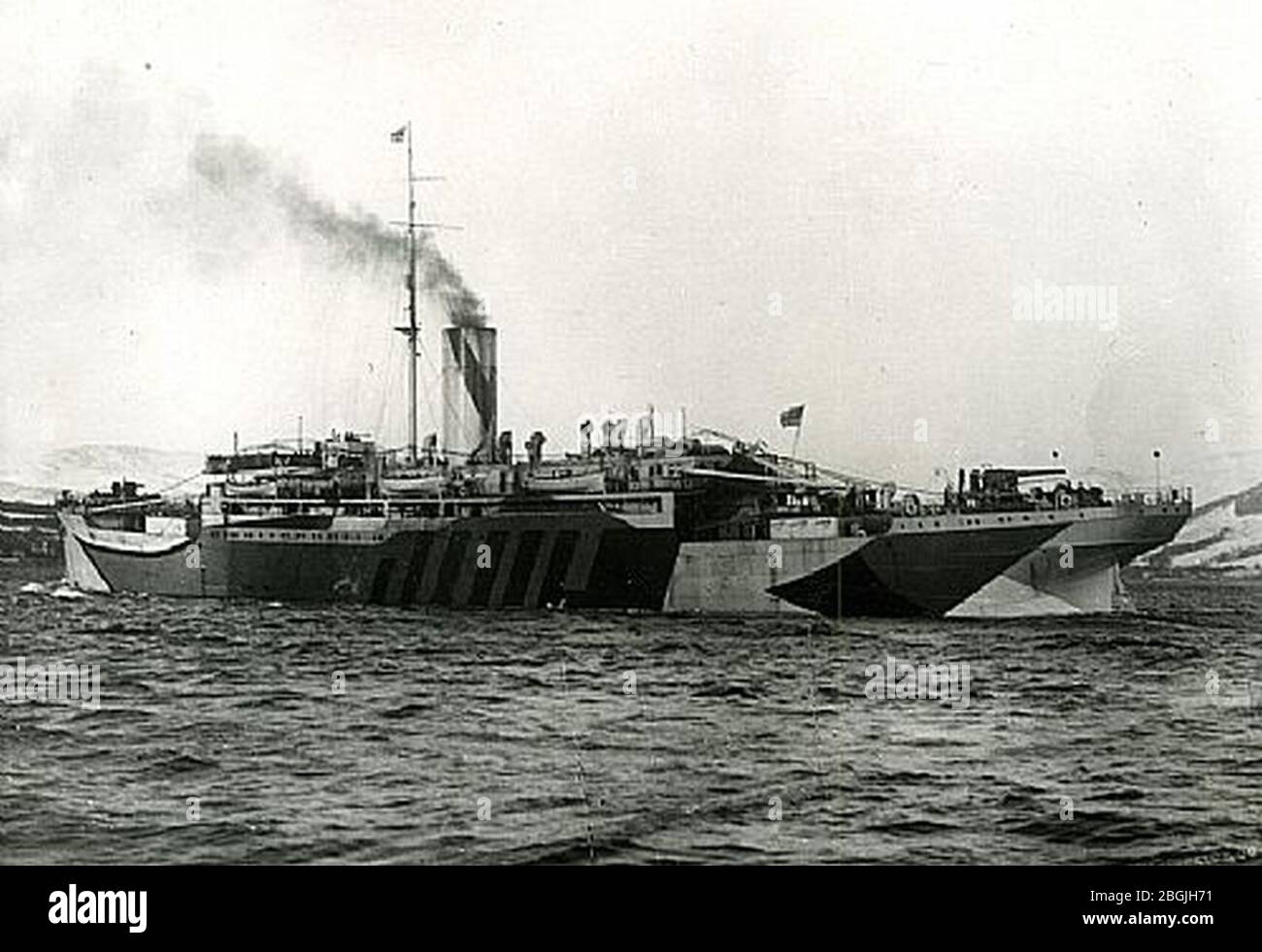 HMS Bayano with dazzle camouflage c1914-15 Stock Photo - Alamy