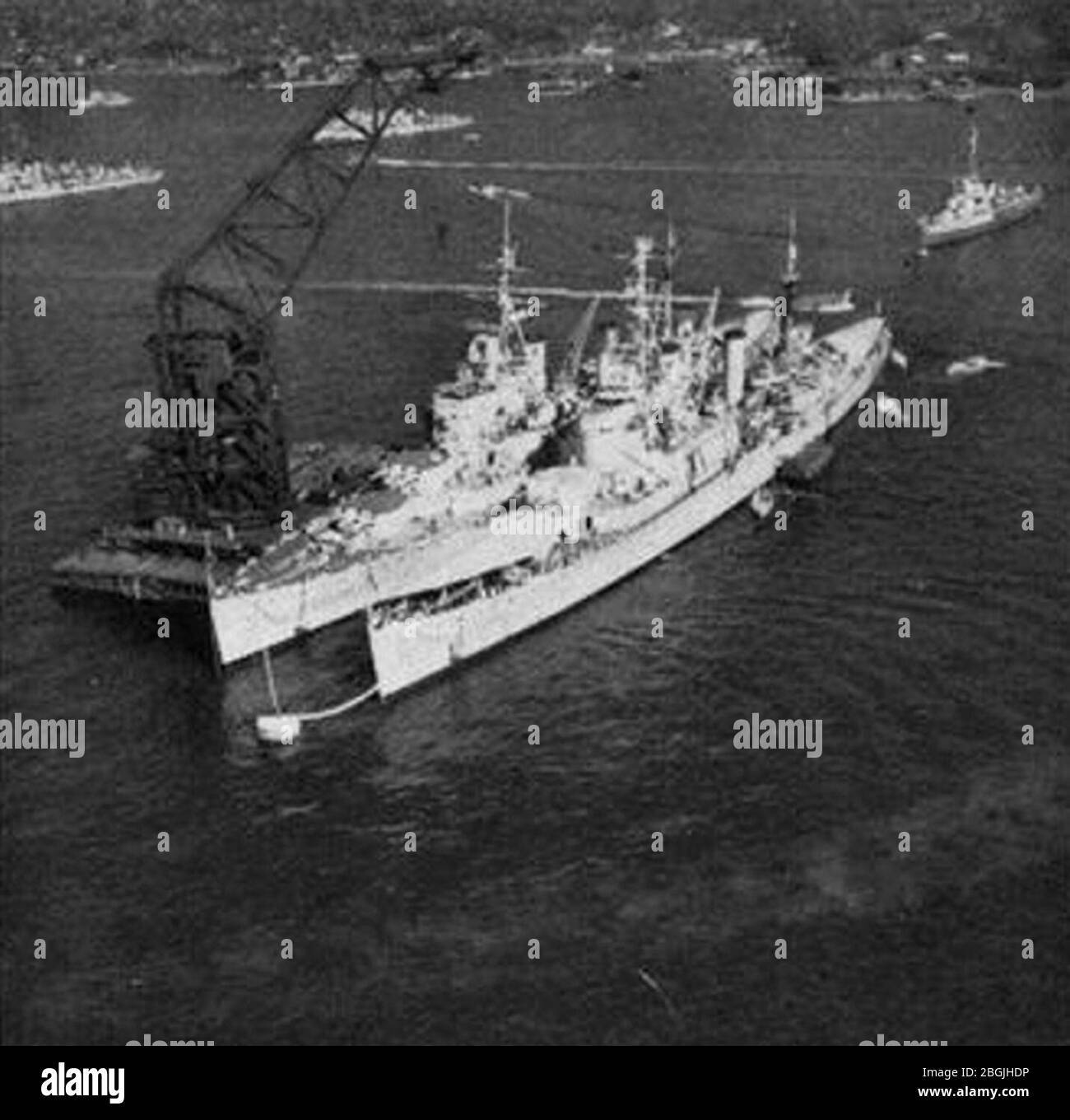 HMS Ceylon (30) and HMS Kenya (14) at Yokosuka Japan in October 1950 ...