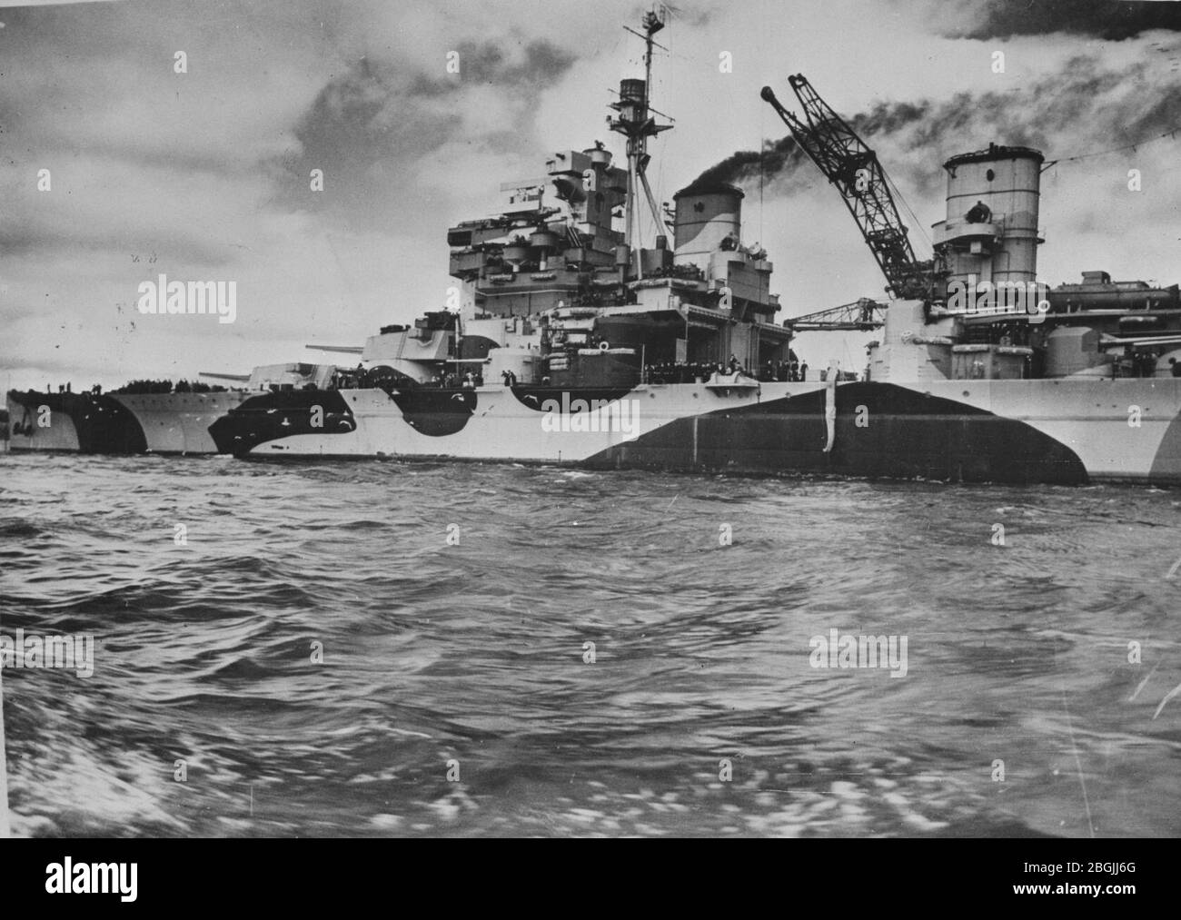 Hms howe hi-res stock photography and images - Alamy