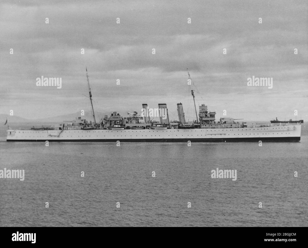 Hms kent hi-res stock photography and images - Alamy