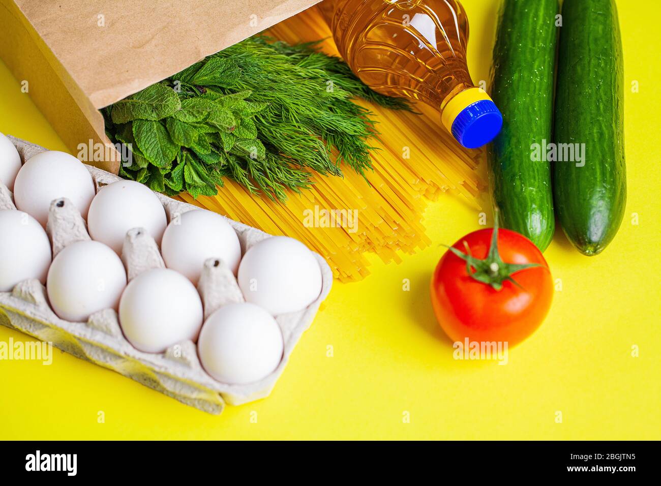 Food package for people who need help Stock Photo - Alamy
