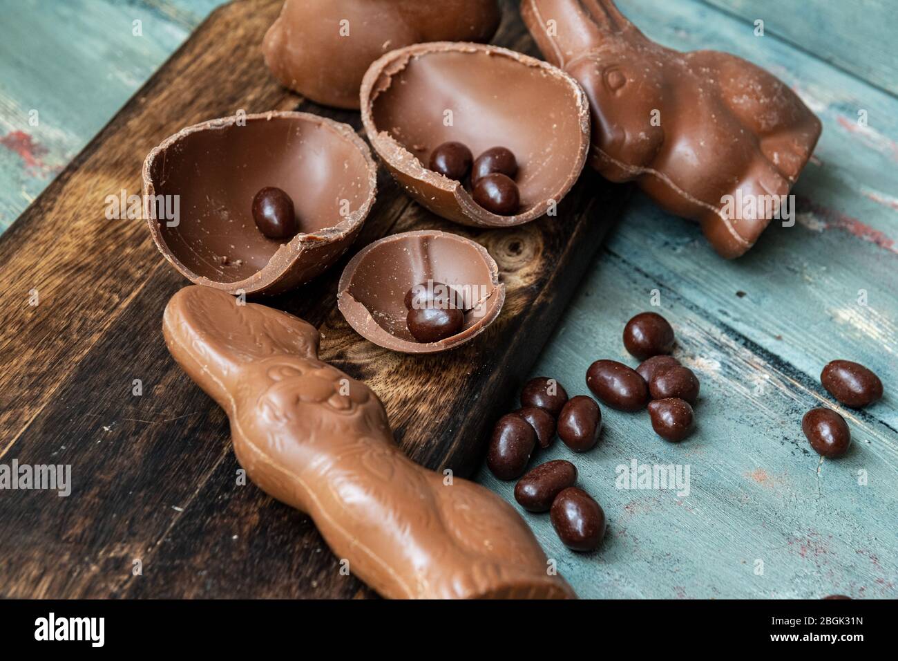 Pure chocolate hi-res stock photography and images - Alamy