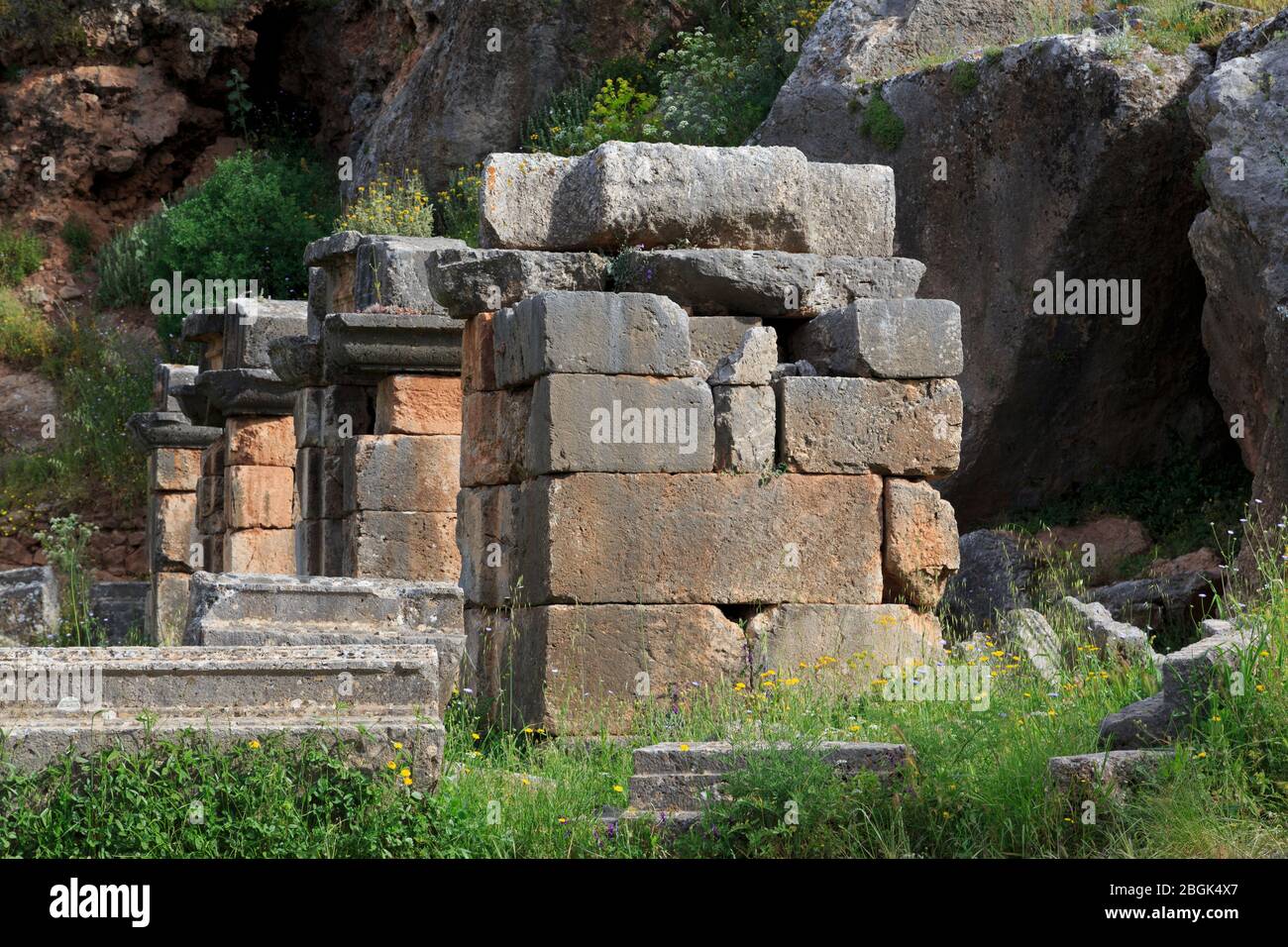 Ancient stadium of delphi hi-res stock photography and images - Alamy
