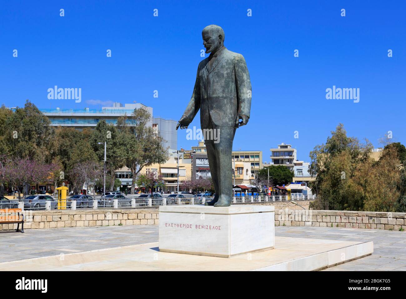 Elefterios Venizelos Statue, Heraklion, Island of Crete, Greece, Europe ...