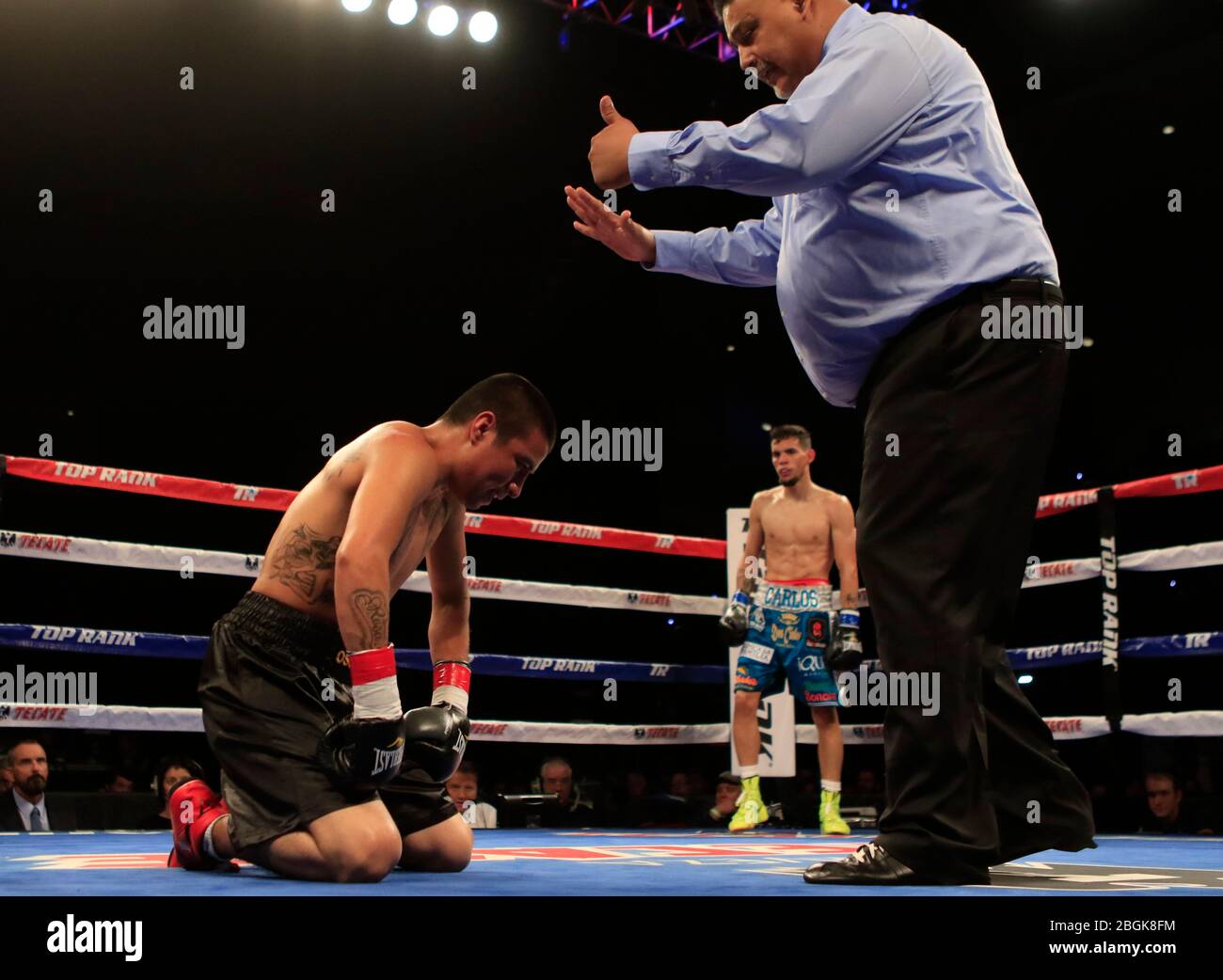 12 hombres hi-res stock photography and images - Alamy