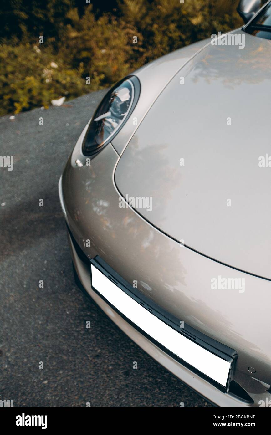 Silver sedan, front headline view Stock Photo - Alamy Silver sedan, front headline view Stock Photo - Alamy
