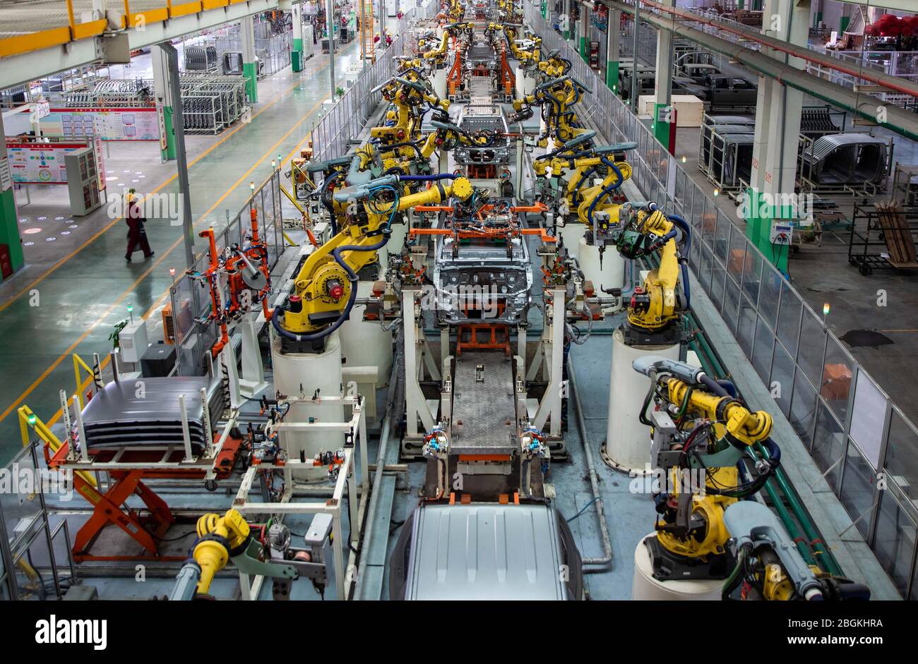 Mechanical arms hi-res stock photography and images - Alamy