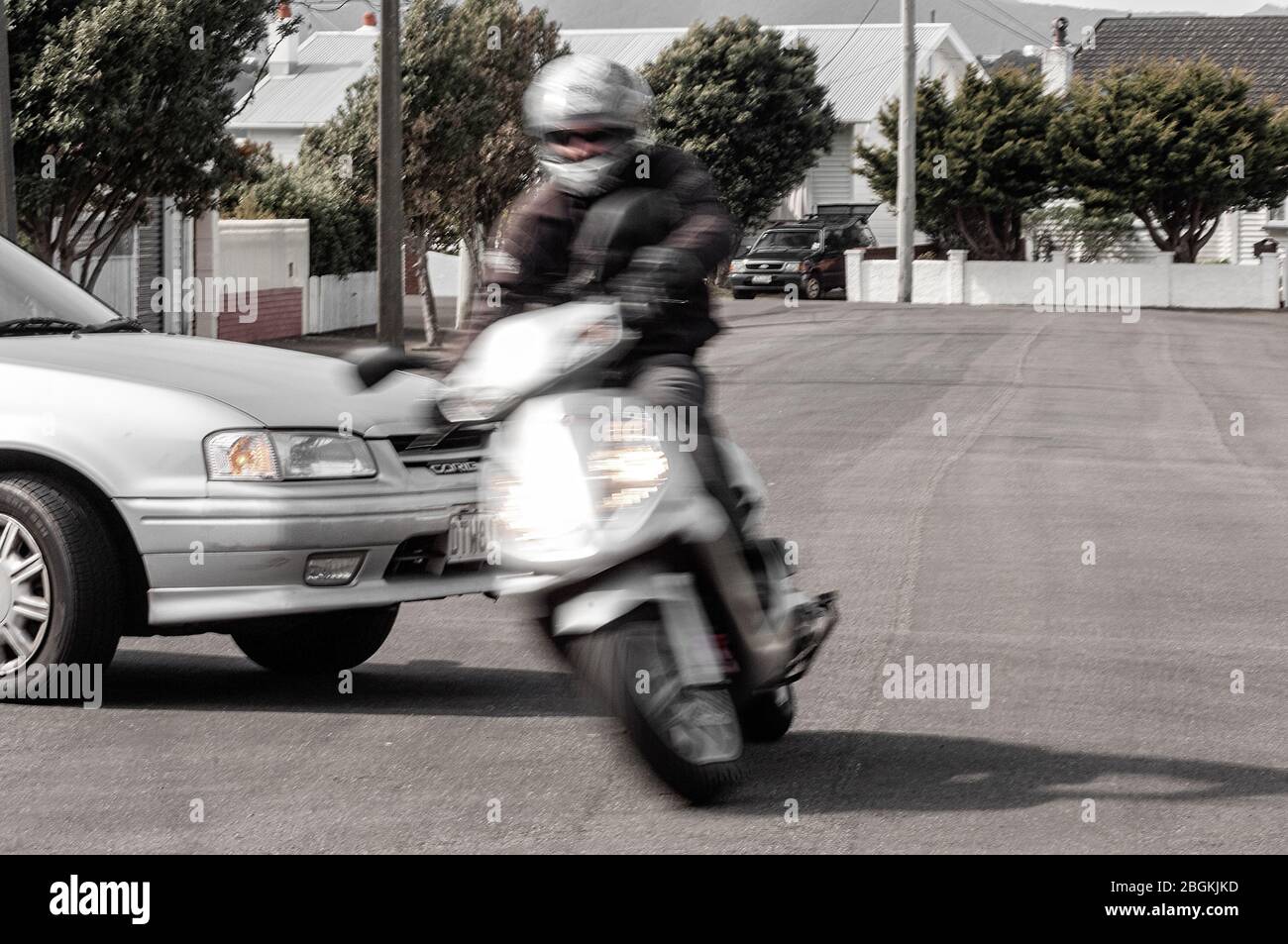 Near miss car hi-res stock photography and images - Alamy