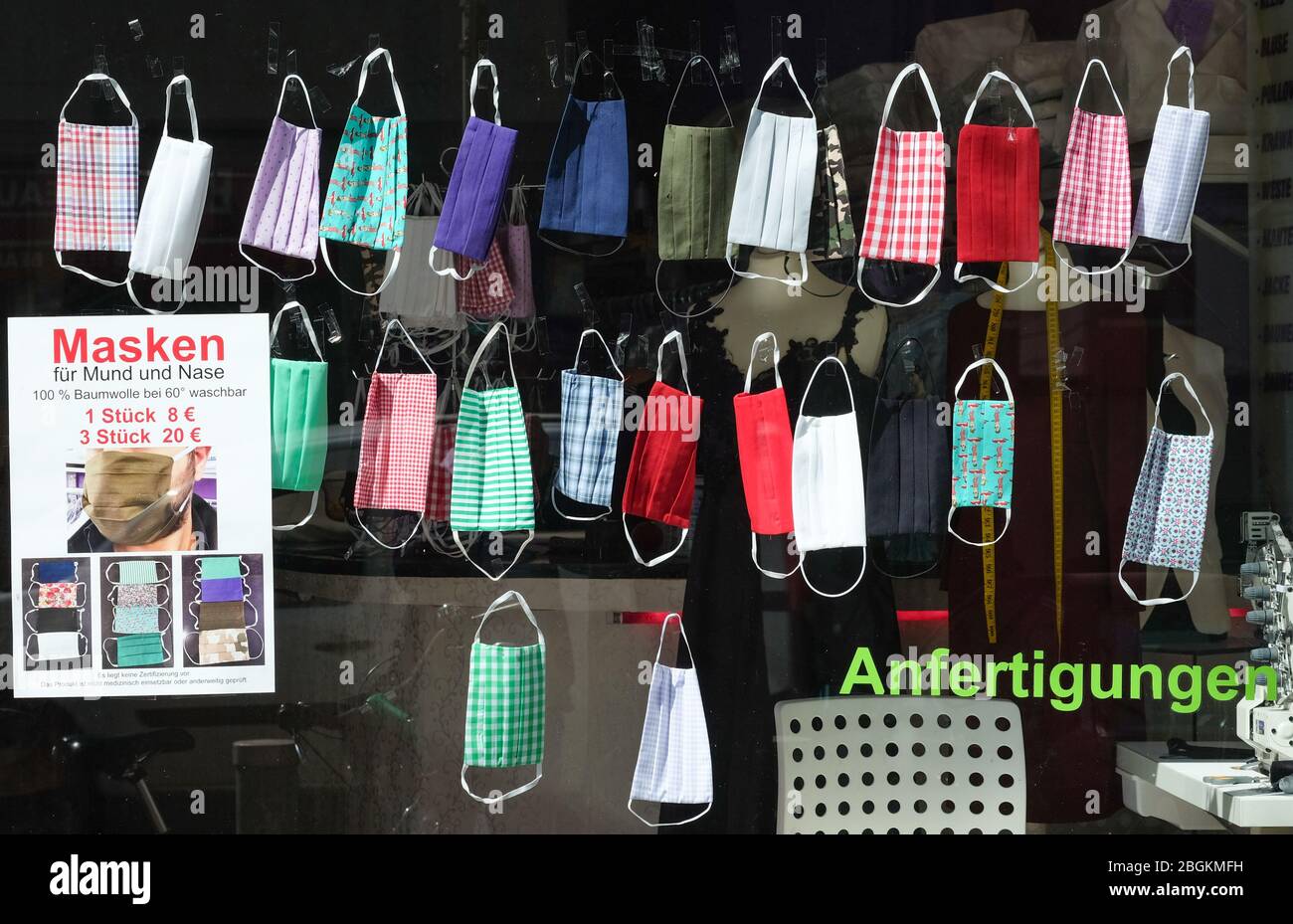 Berlins public transport hi-res stock photography and images - Alamy