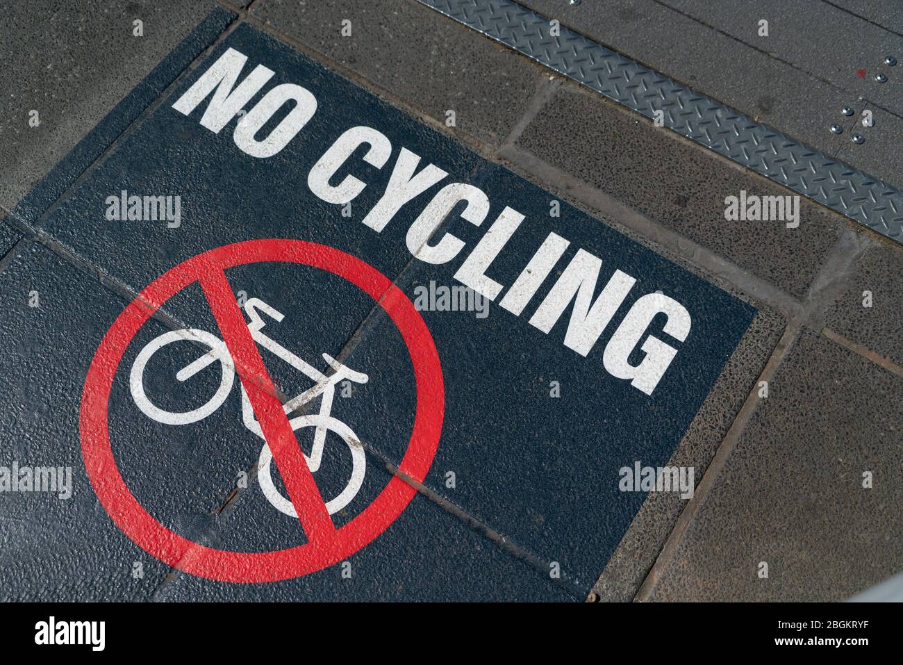 Pedrestrian service hi-res stock photography and images - Alamy