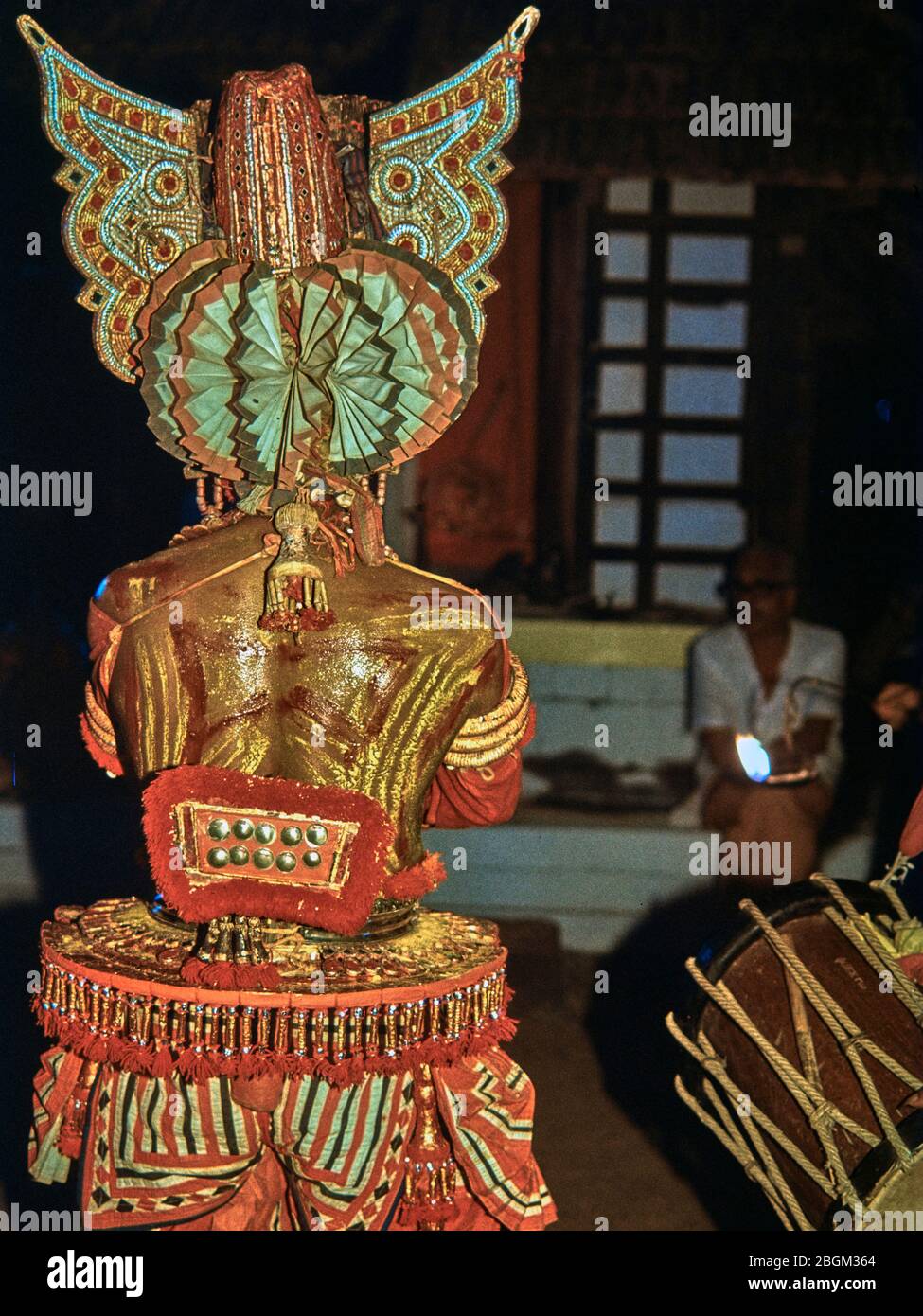 23 Mar 2020 Theyyam Performer on Theyyam (Teyyam, Theyam, Theyyattam ...