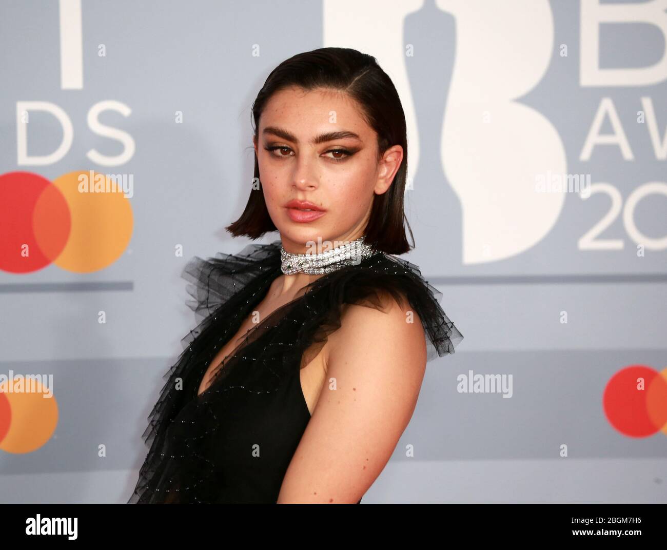Charli xcx hat hi-res stock photography and images - Alamy