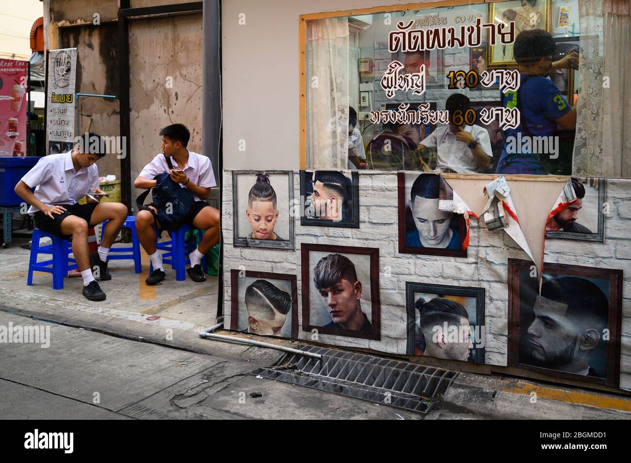 Thailand barber shop hi-res stock photography and images - Alamy