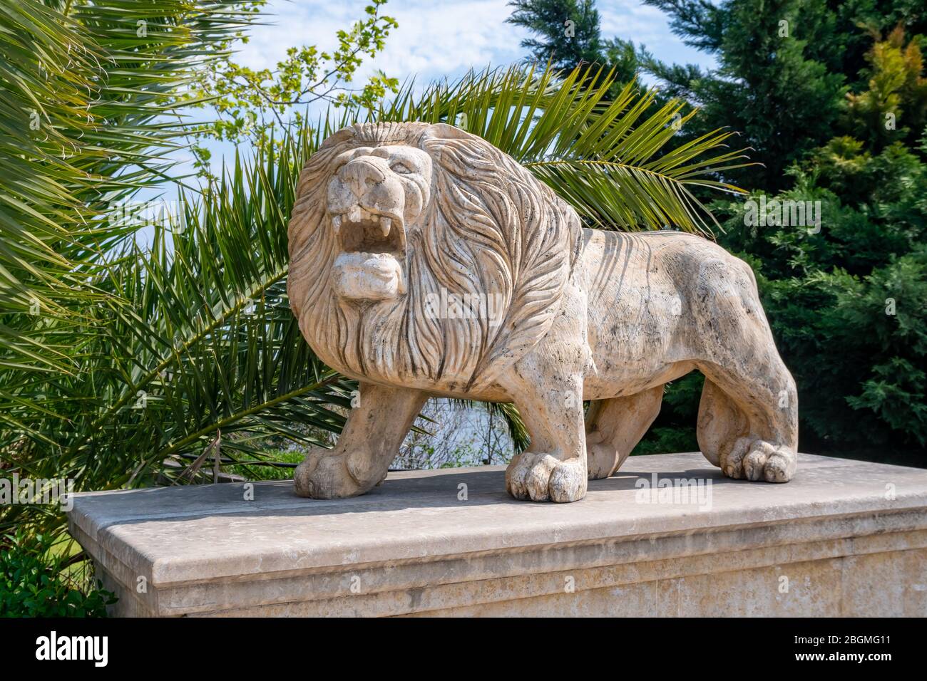 Sculpture of a lion in little town of Poti Stock Photo - Alamy