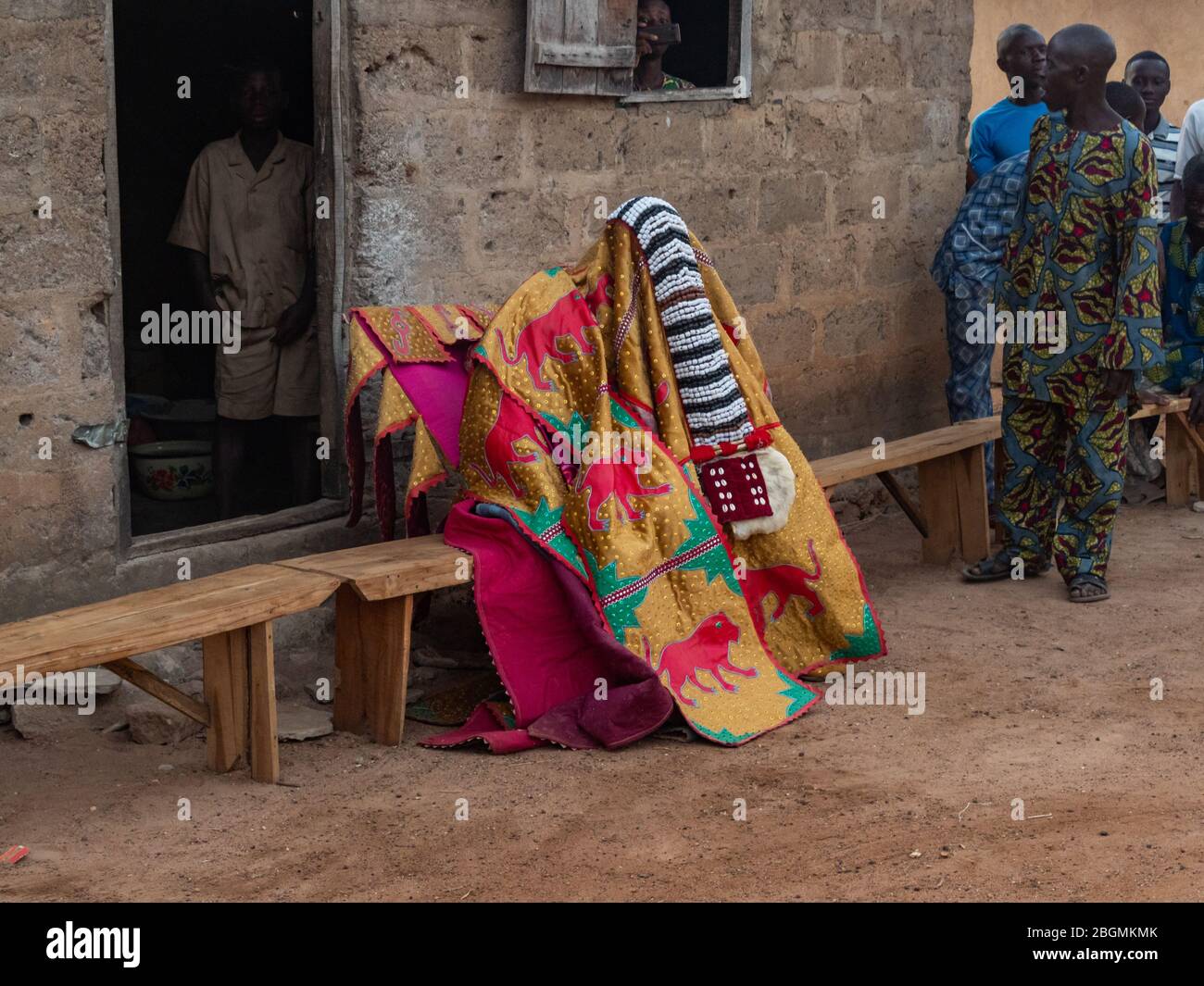 Benin voodoo mask hi-res stock photography and images - Alamy