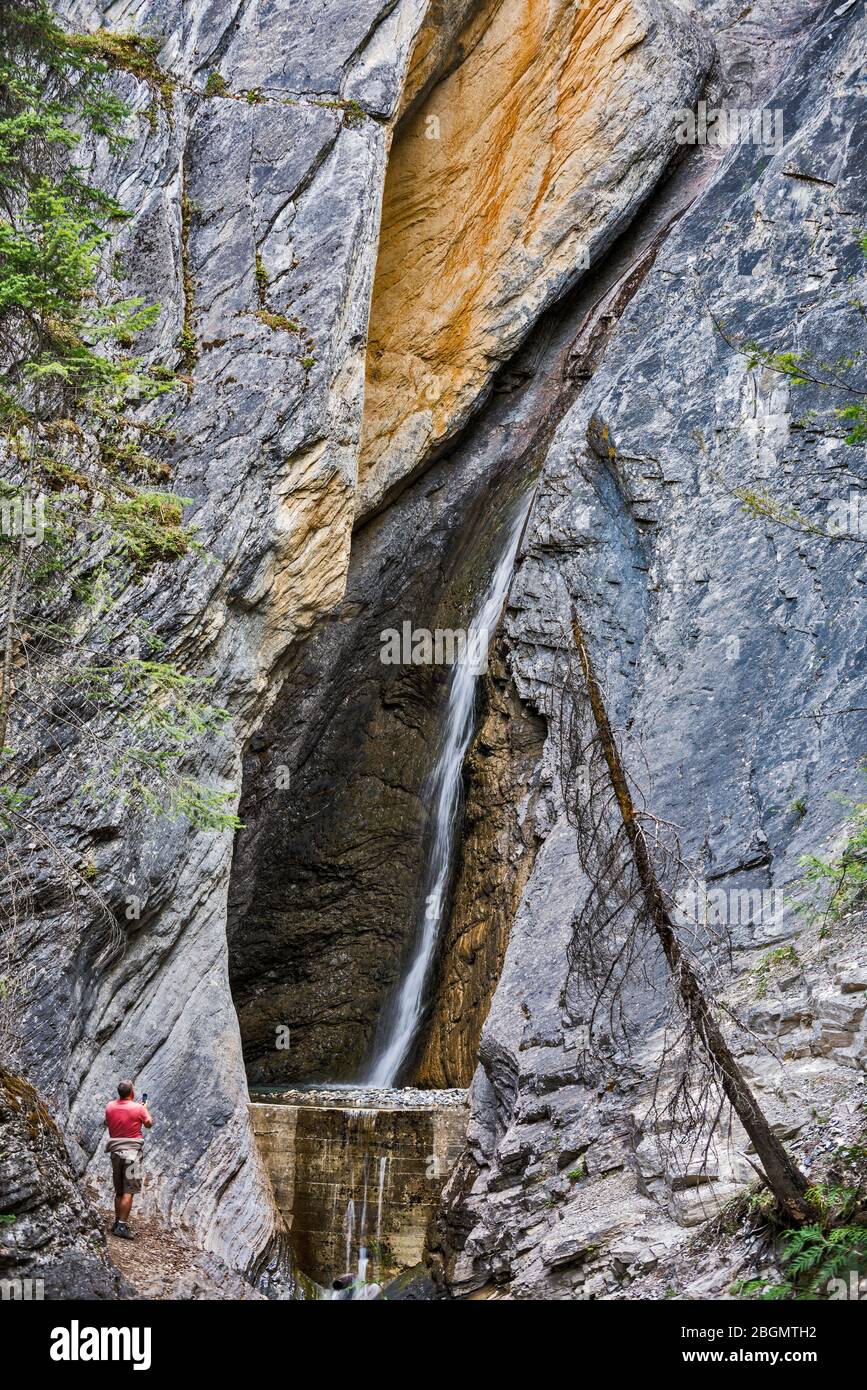 Waterfalls vertical erosion hi-res stock photography and images - Alamy