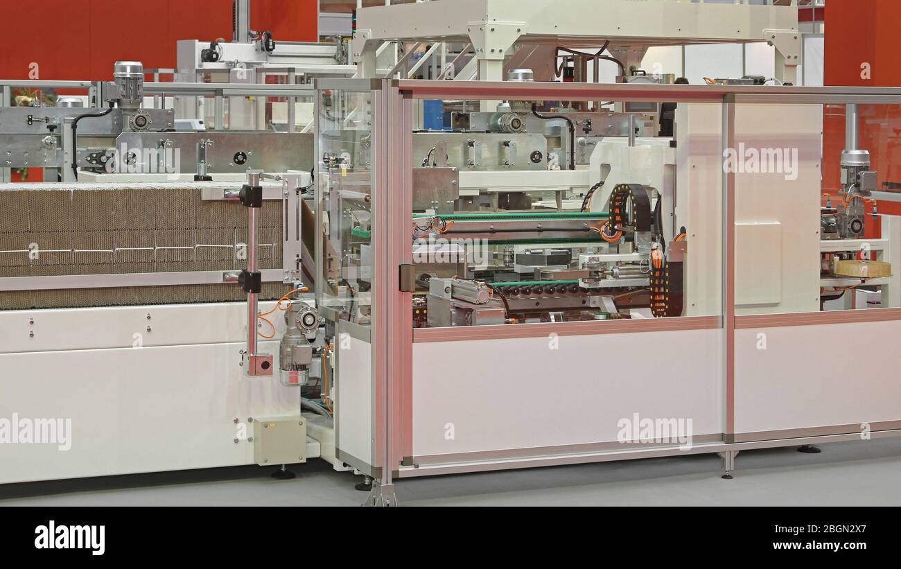 Industrial packing hi-res stock photography and images - Alamy