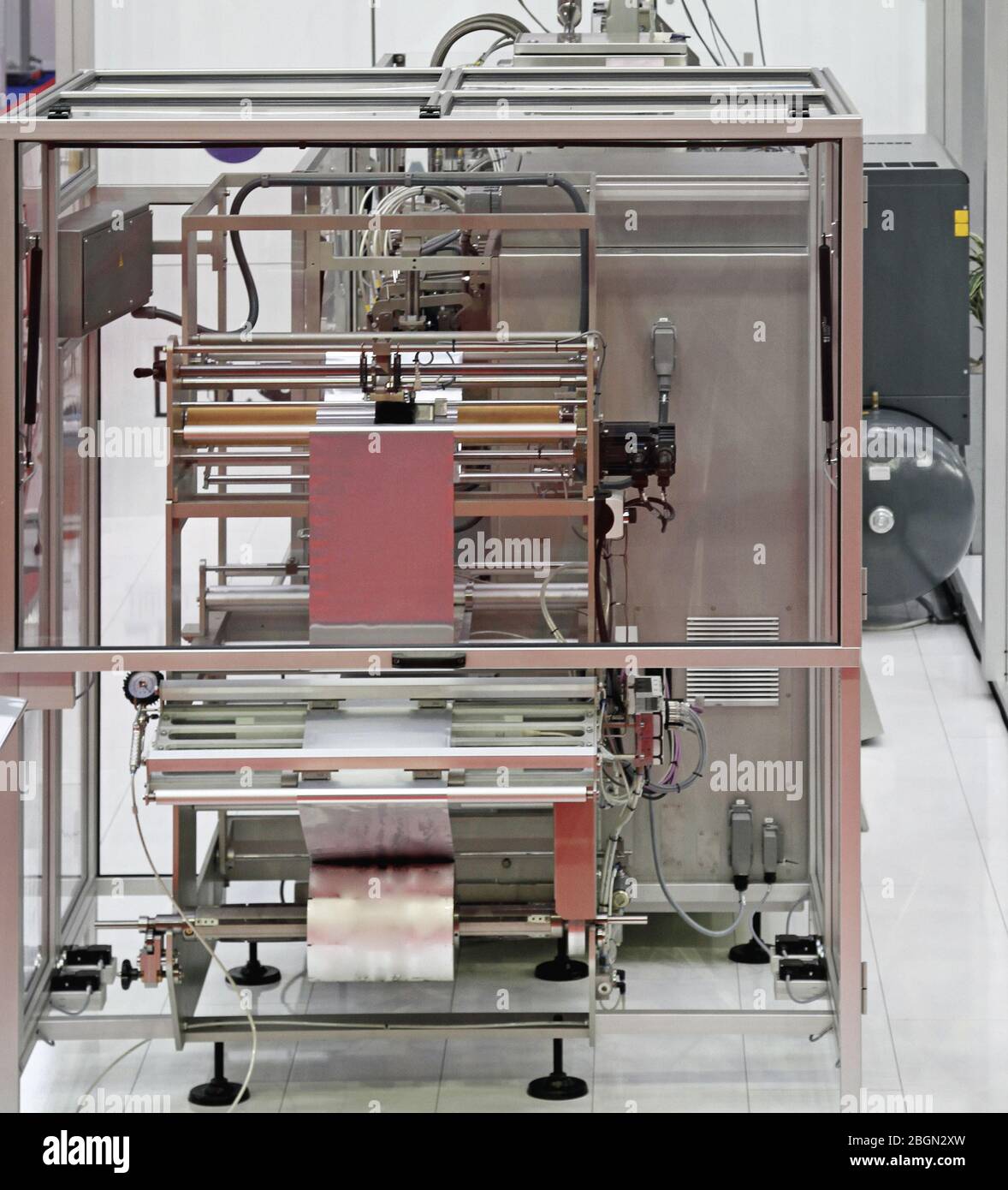 Packing foil hi-res stock photography and images - Alamy