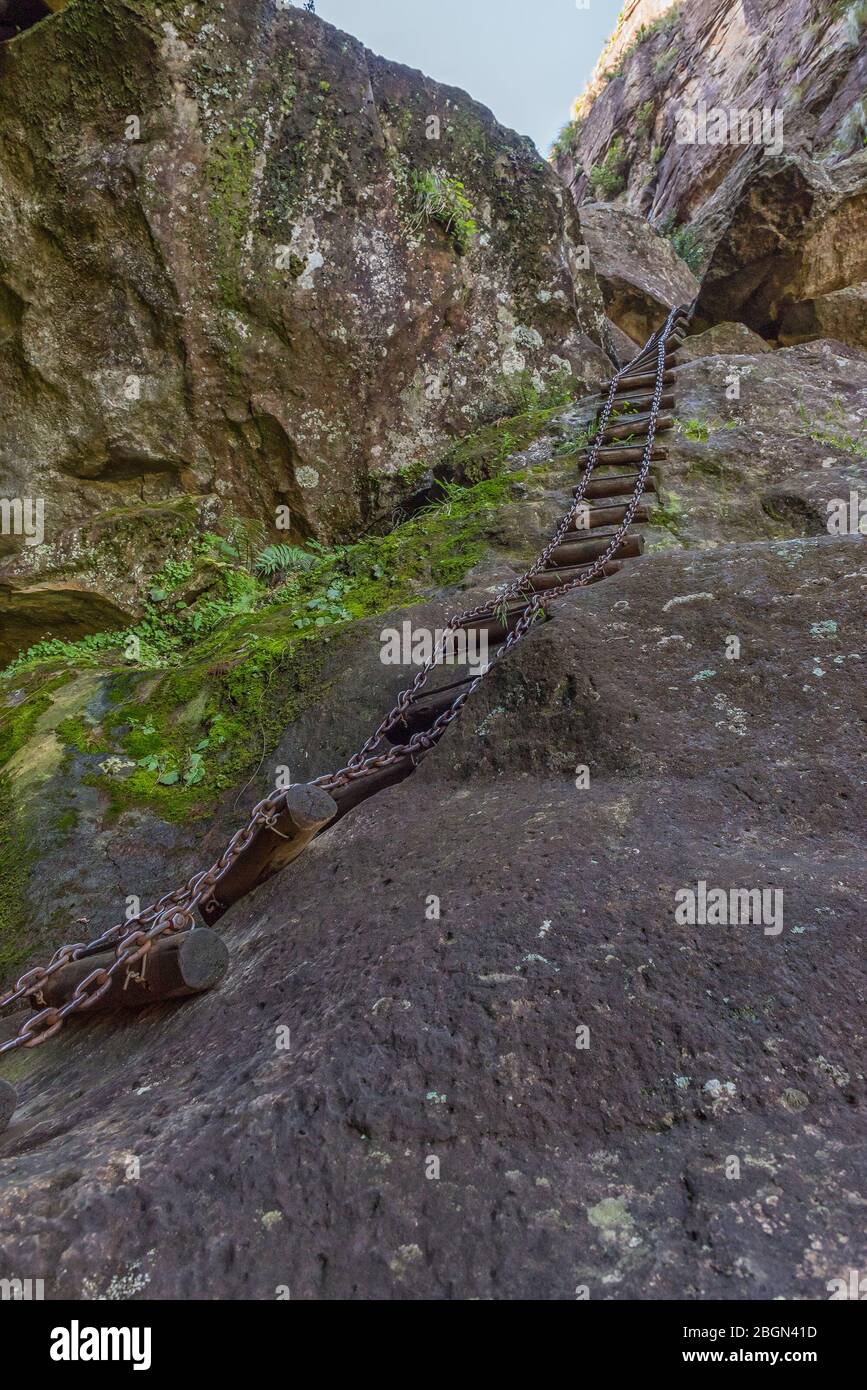 Ladder chain hi-res stock photography and images - Alamy