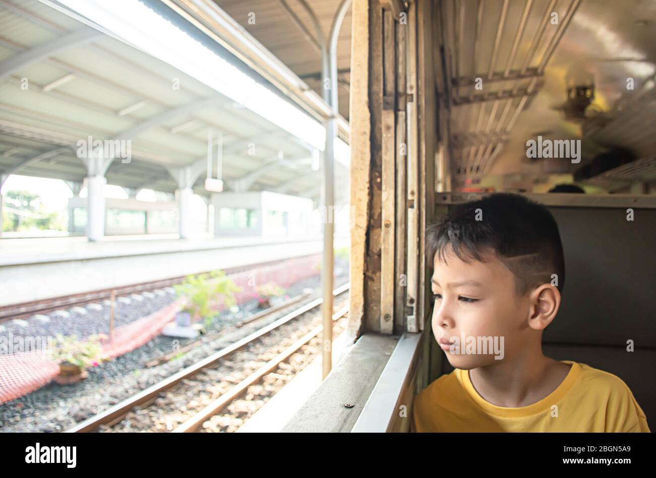Outside of train window hi-res stock photography and images - Alamy