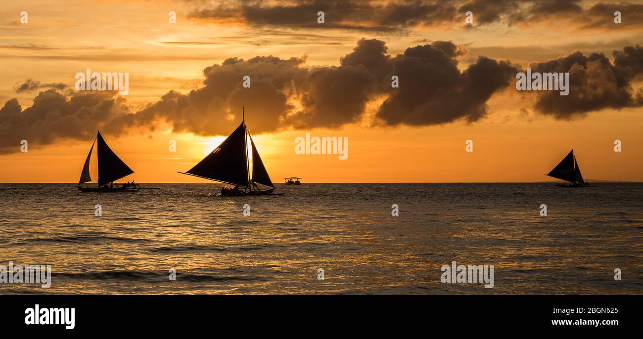 Sunset White beach path on Boracay island, Philippines Stock Photo - Alamy