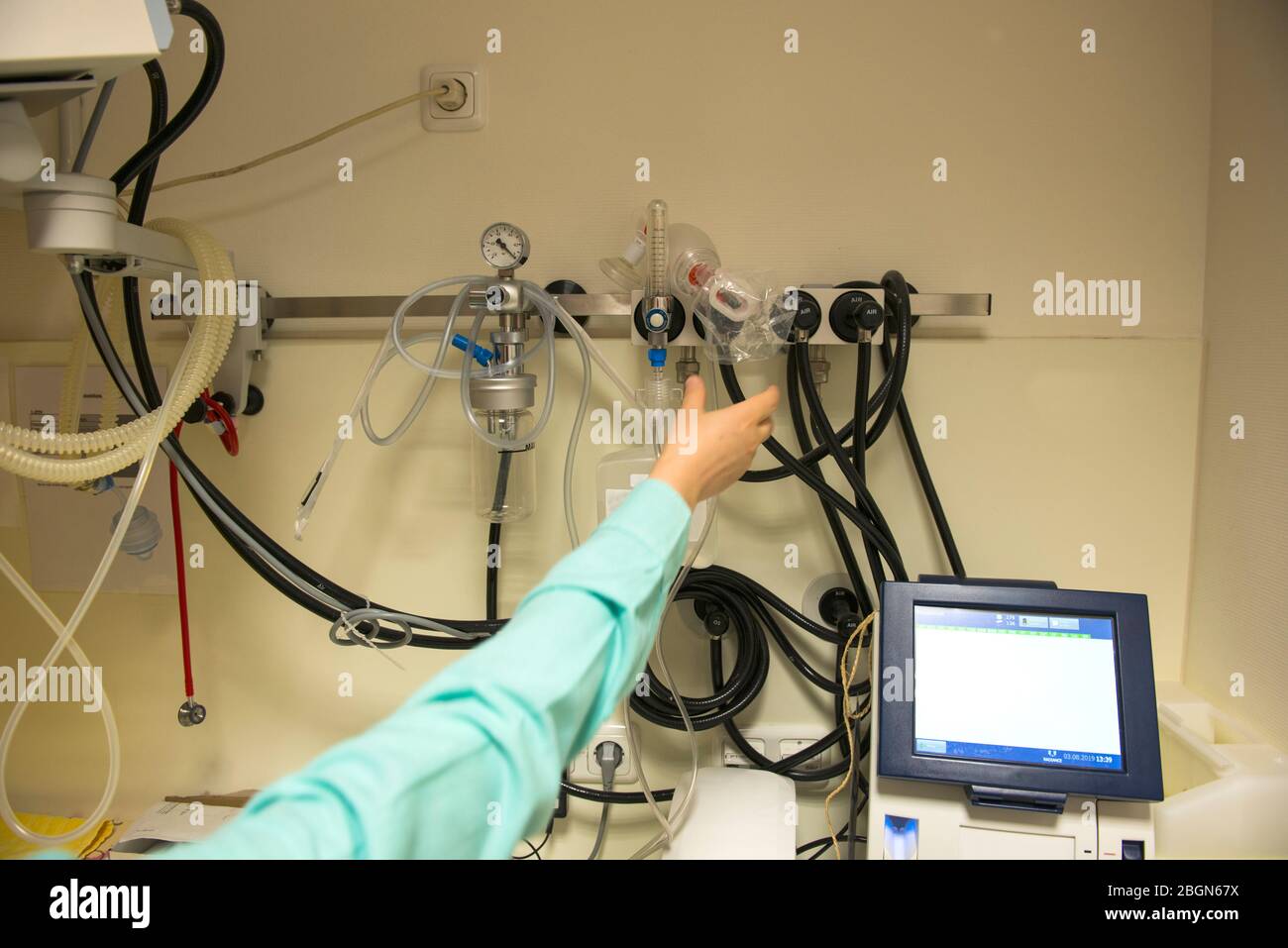 Pediatric icu hi-res stock photography and images - Alamy