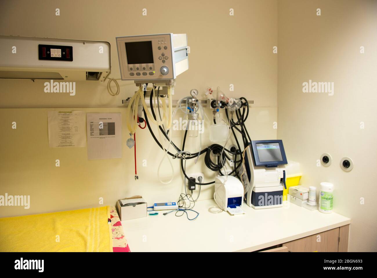 System of blood gas analyzer in hospital department and the intensive ...