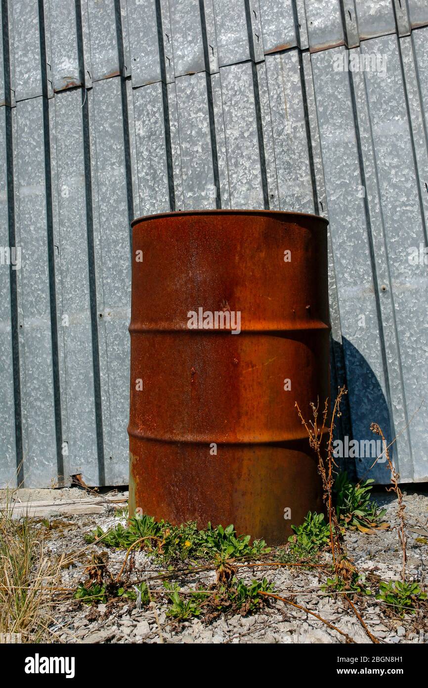 rusty metal barrel Stock Photo - Alamy