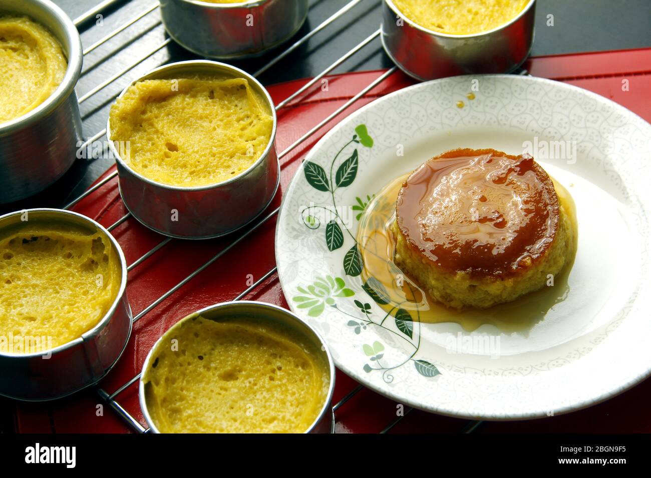 Photo of freshly cooked Leche Flan on a table Stock Photo - Alamy