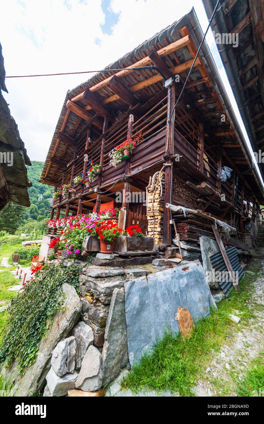 Typical Walser style houses in Pedemonte, Alagna Valsesia, Piedmont ...