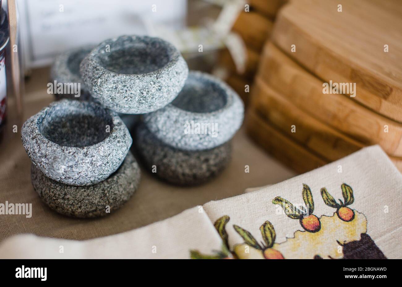 mixing grinding spices in a mortar Stock Photo - Alamy