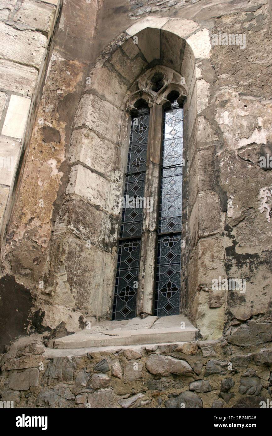 Gothic arches arched windows hi-res stock photography and images - Alamy