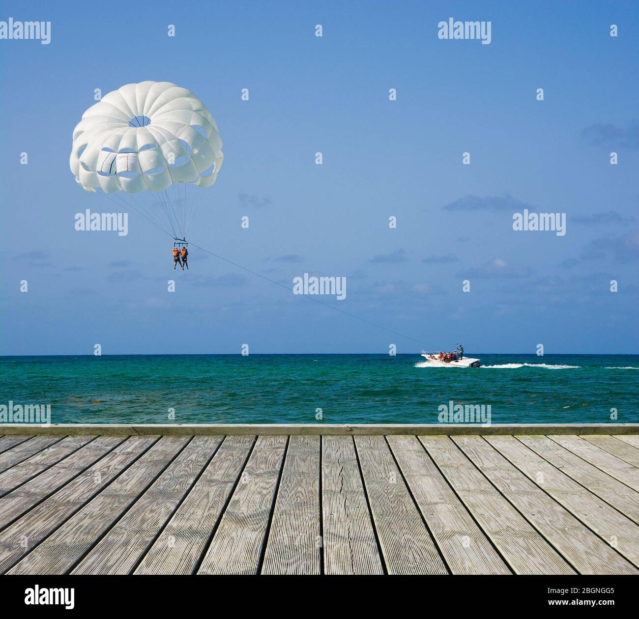 Empty ocean floor background hi-res stock photography and images - Alamy