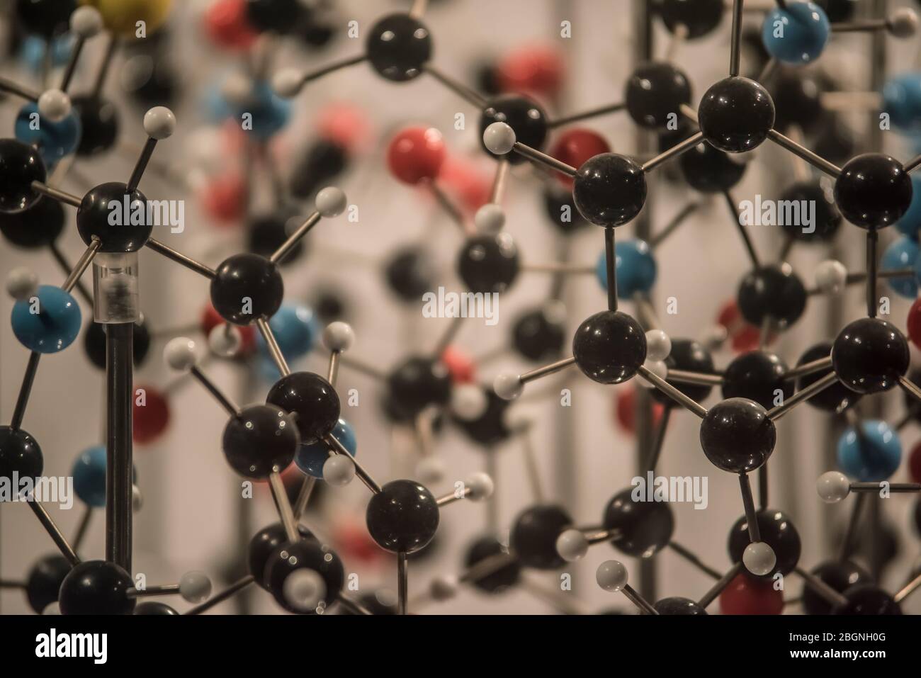 Hydrogen bond hi-res stock photography and images - Alamy