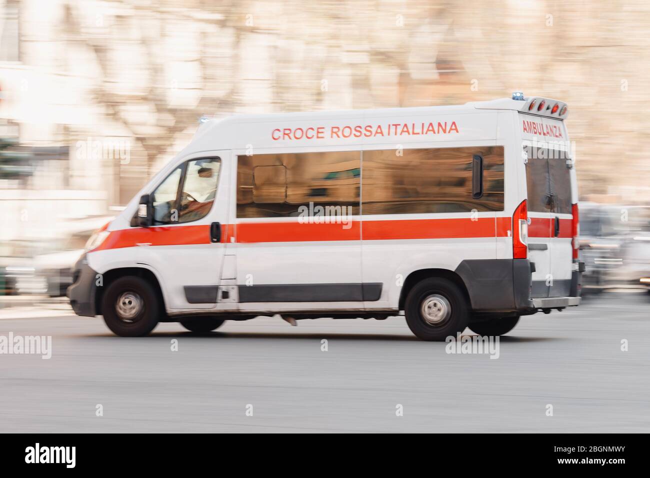 Italian ambulance emergency car hi-res stock photography and images - Alamy