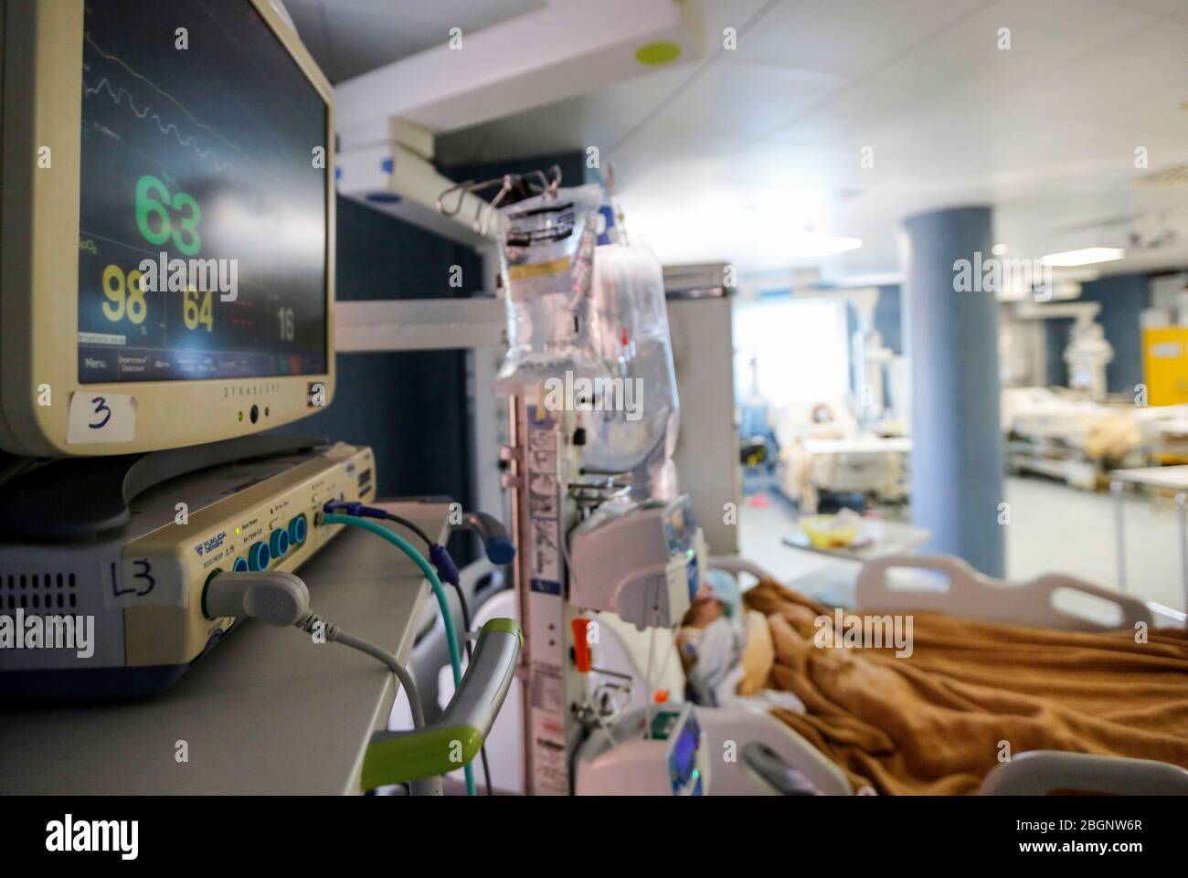 Hospital emergency department italy hi-res stock photography and images ...