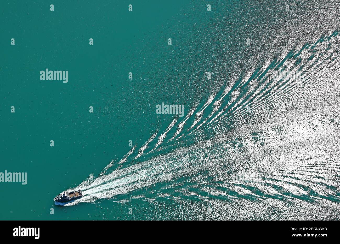 Aerial photo of vessel and wake Stock Photo - Alamy
