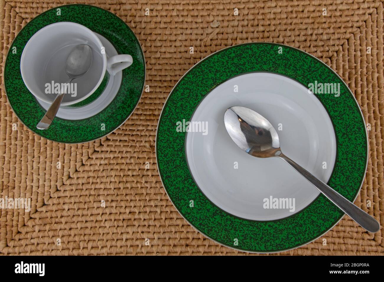 Woven plate mat hi-res stock photography and images - Alamy
