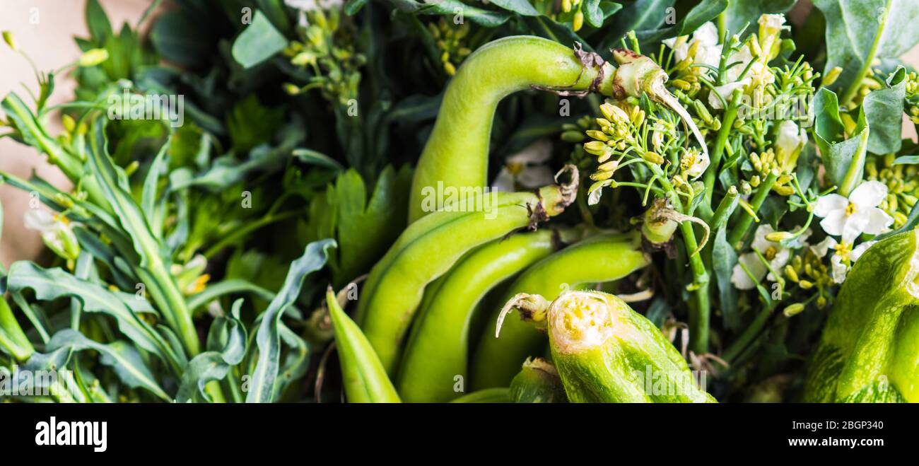 Green produce in cardboard box Stock Photo - Alamy
